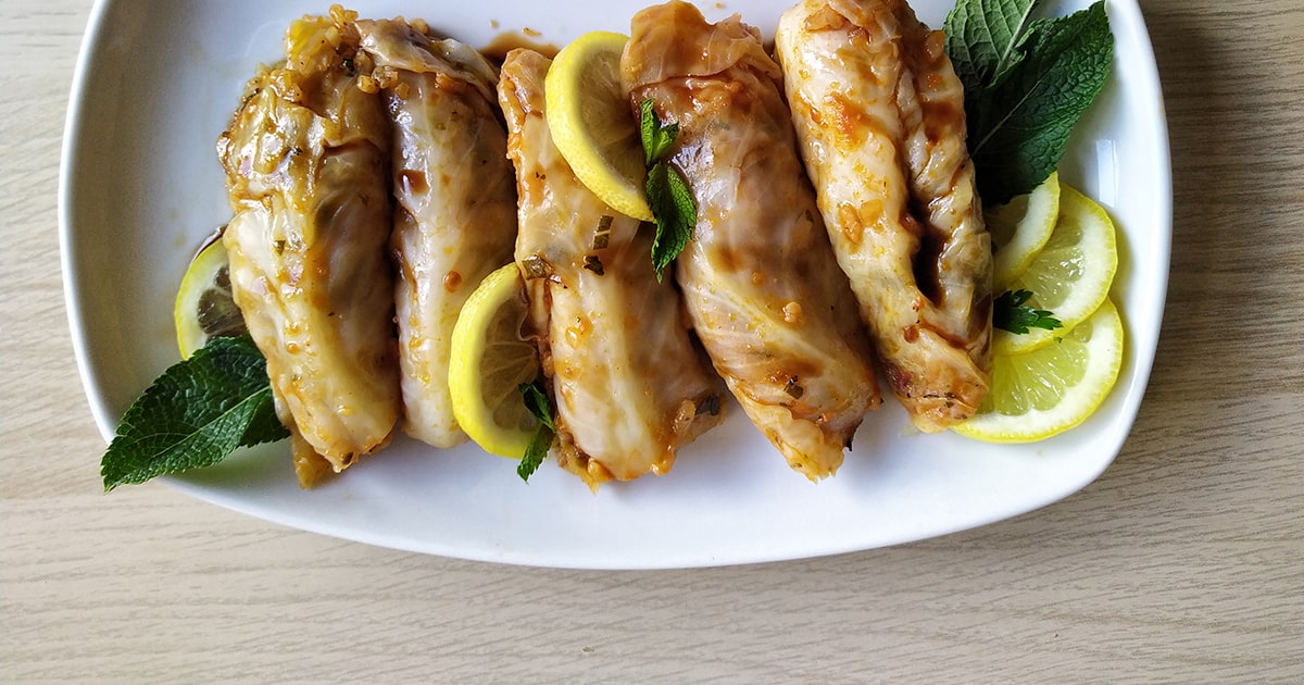 Lebanese stuffed cabbage rolls (meat free) - veganized by Jasmin